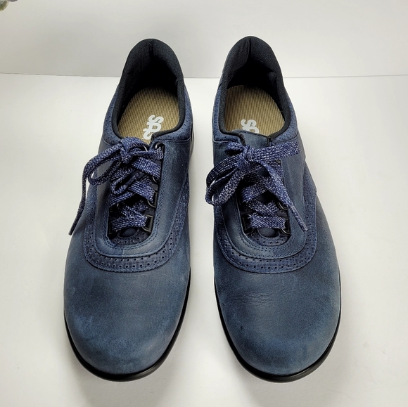 SAS | Shoes | Sas Leather Comfort Shoes Navy Blue Size 5 N Style ...